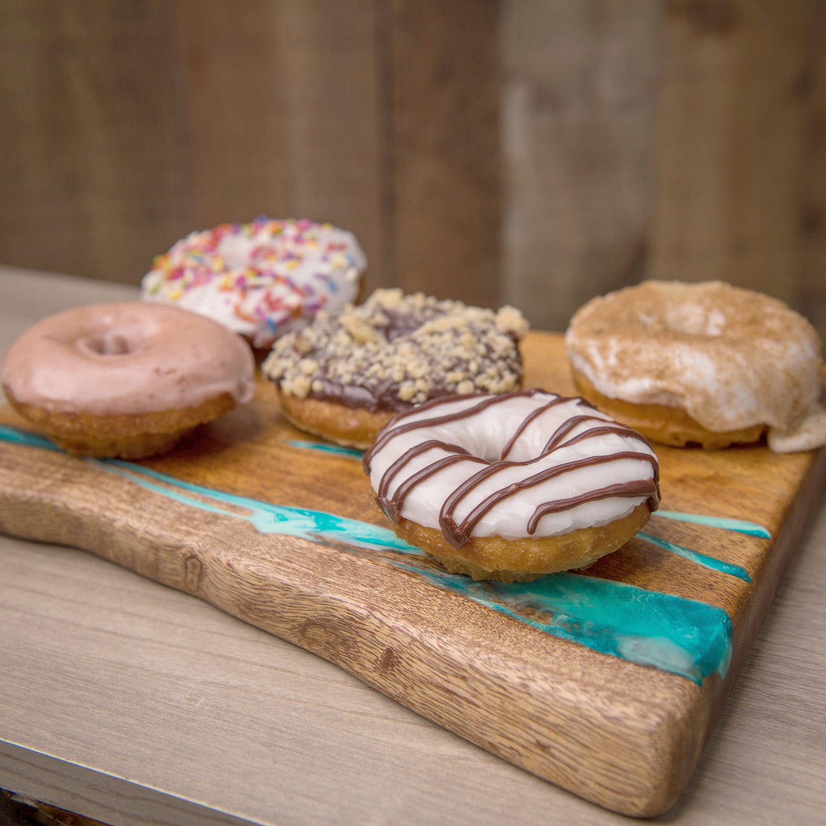5 Donut Small box of Mixed (Bakers Choice) – Maui Ono Donuts